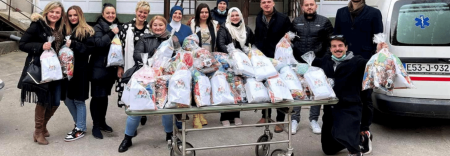 Bringing Smiles For New Year’s With JR Global – JR Group